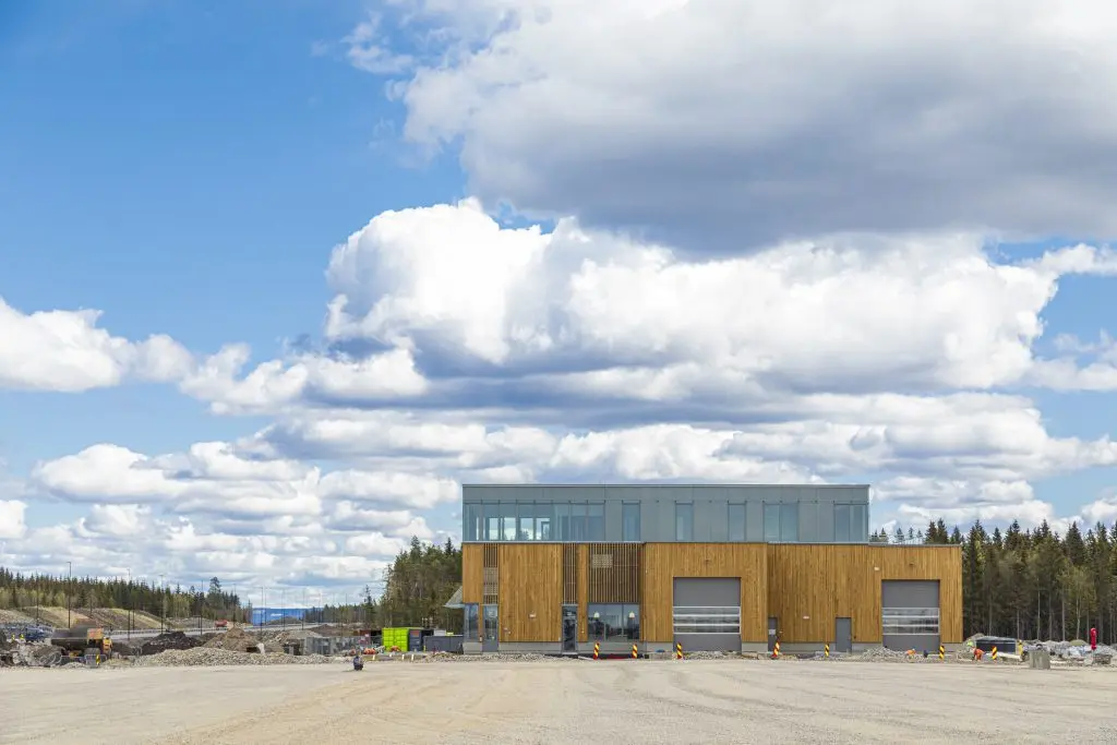 Ceequal Excellent Loten Elverum Highway Norway - BRE Group